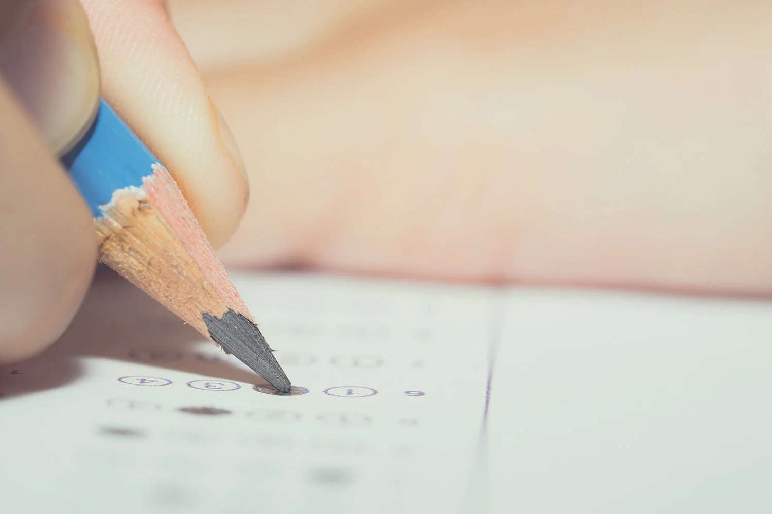 15 Essential Questions to Include in Your HIPAA Quiz for Employees ...