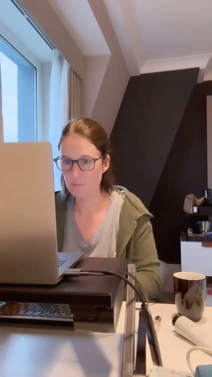 About — Freya Sampson