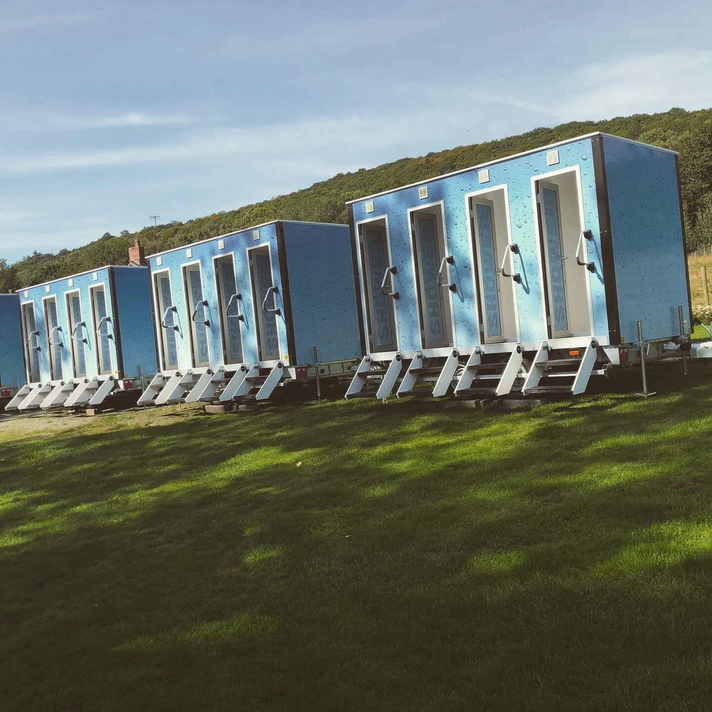Asles - Toilet and Shower Hire - The Mobile Shower Range