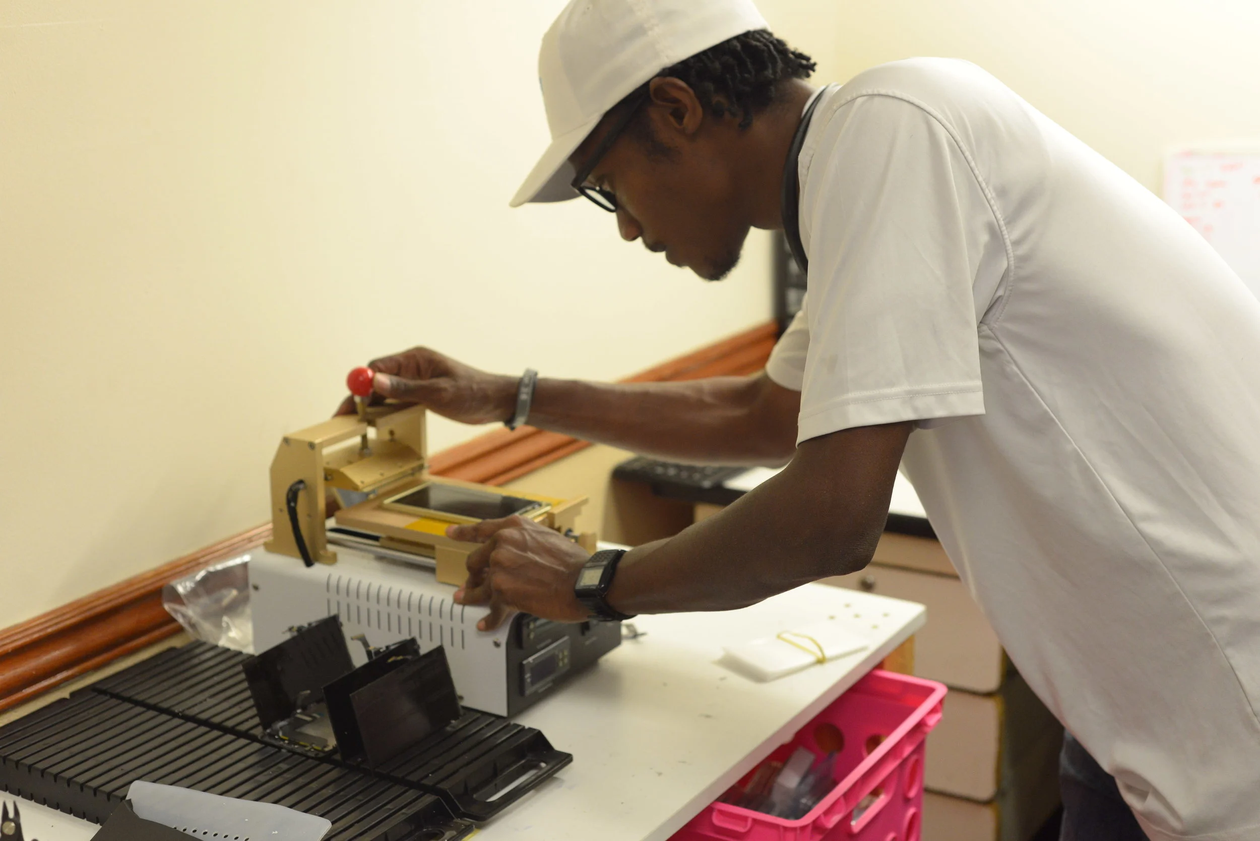 Cell Phone 911 | Cell Phone Repair | iPhone, Samsung and iPad Repairs ...