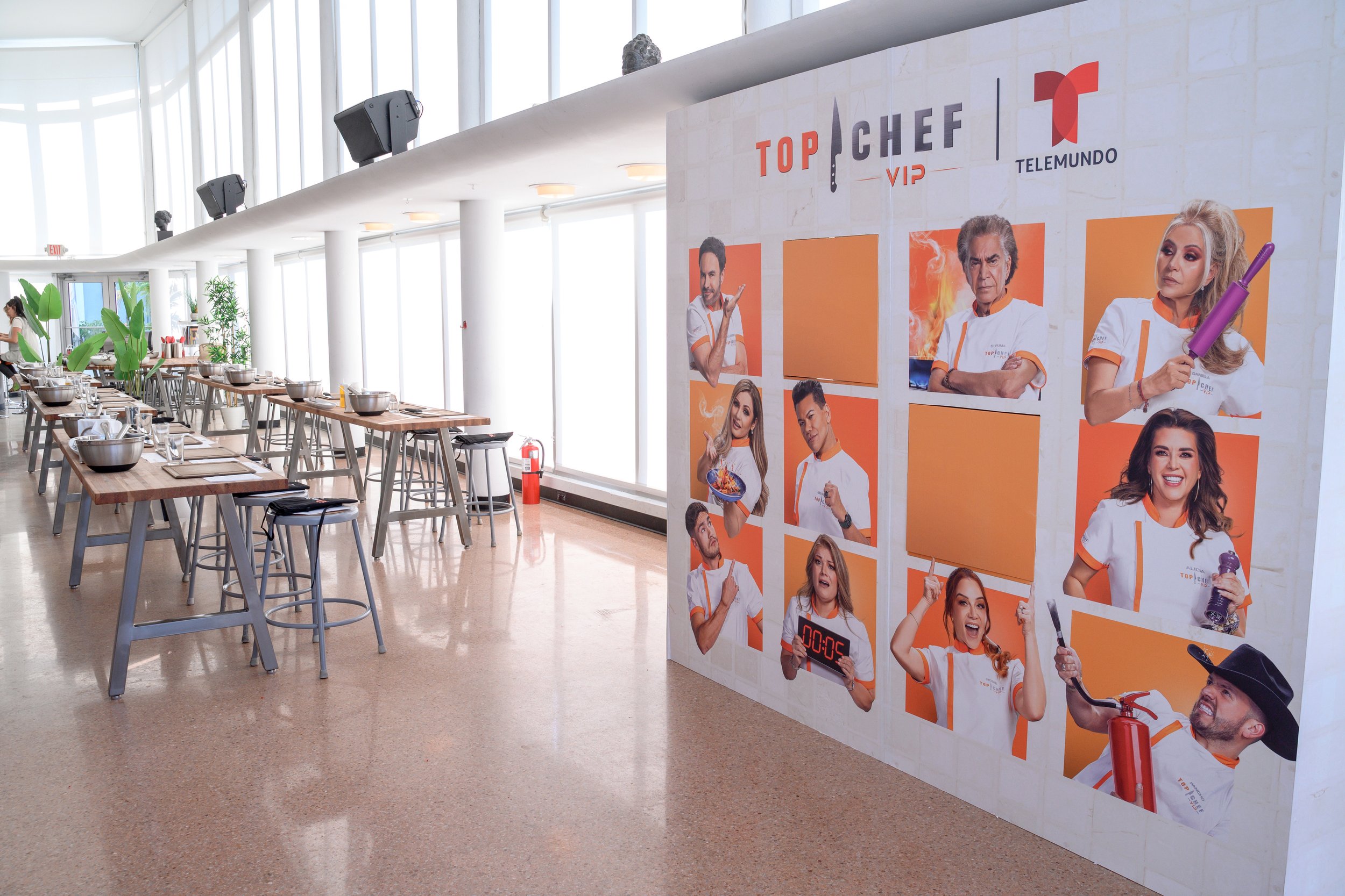 LANZAN MASTER CHEF VIP 3 DE TELEMUNDO Y ASI LO CELEBRARON EN MIAMI ...