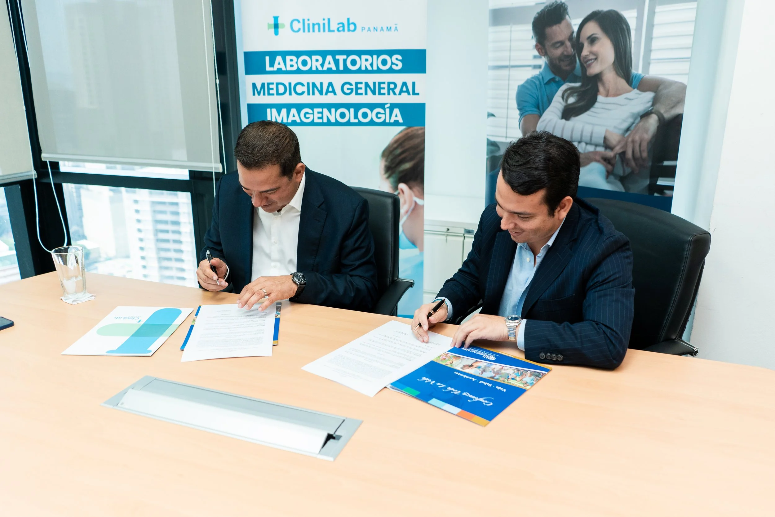 CLINILAB Y PAN-AMERICAN LIFE ALIADOS ESTRATÉGICOS EN EL CUIDADO DE LA SALUD — The Reviewer Magazine