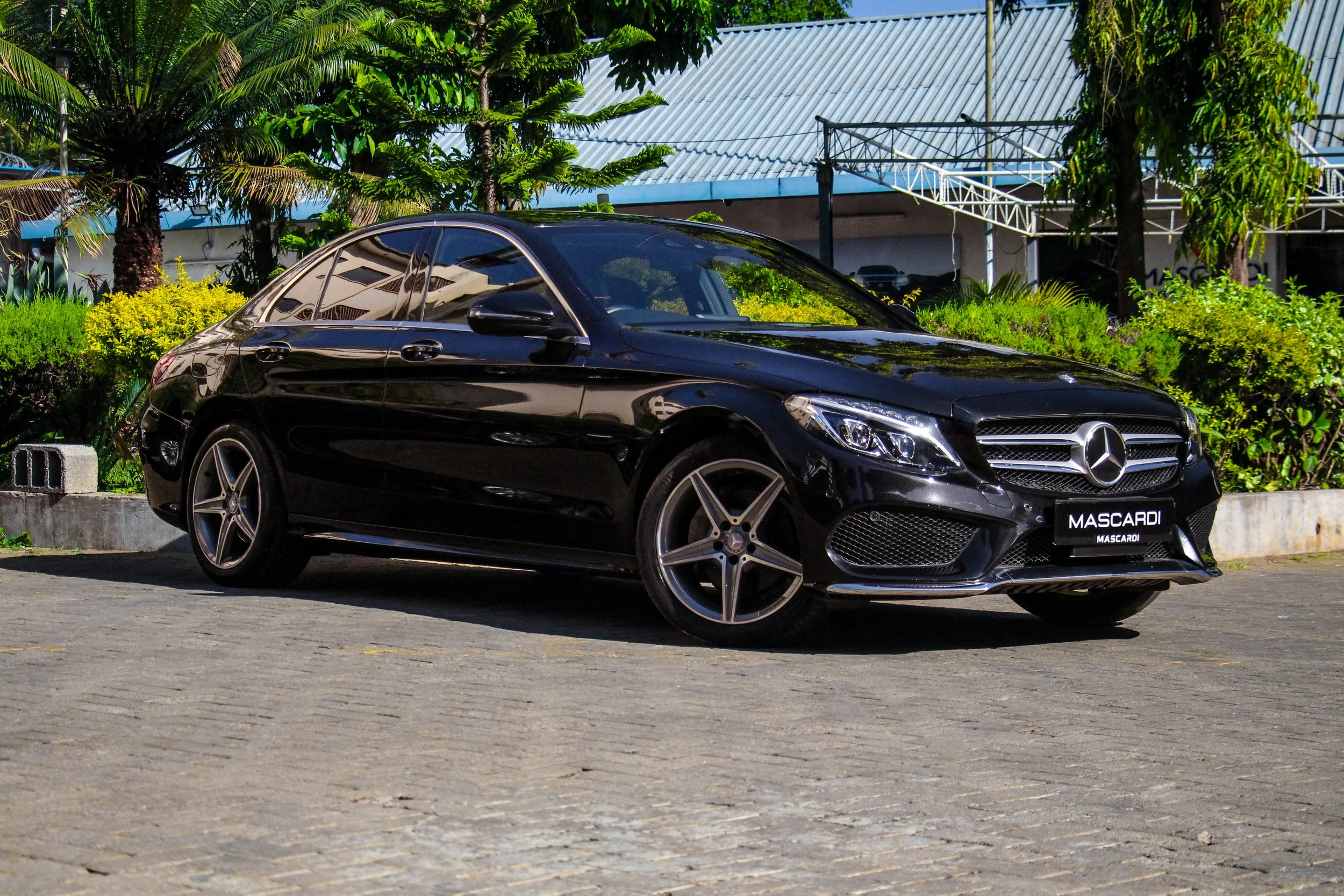 Mercedes Benz C200 AMG — MASCARDI
