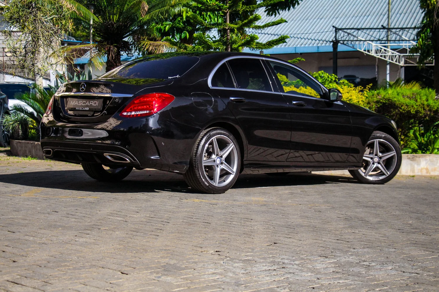 Mercedes Benz C200 AMG — MASCARDI
