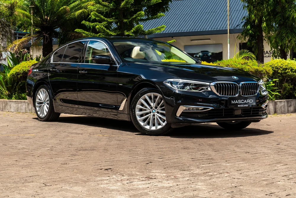 Experience the 2018 BMW 530i G30 – Low Mileage Premium Luxury Sedan ...