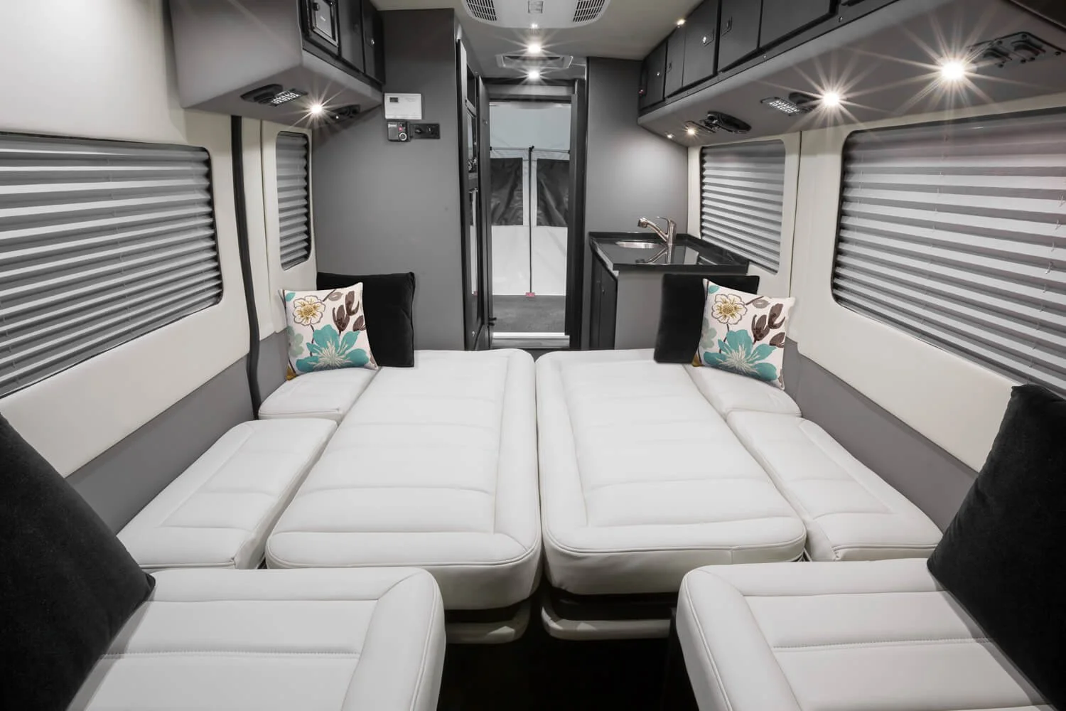 RV review: Embassy RV Traveler