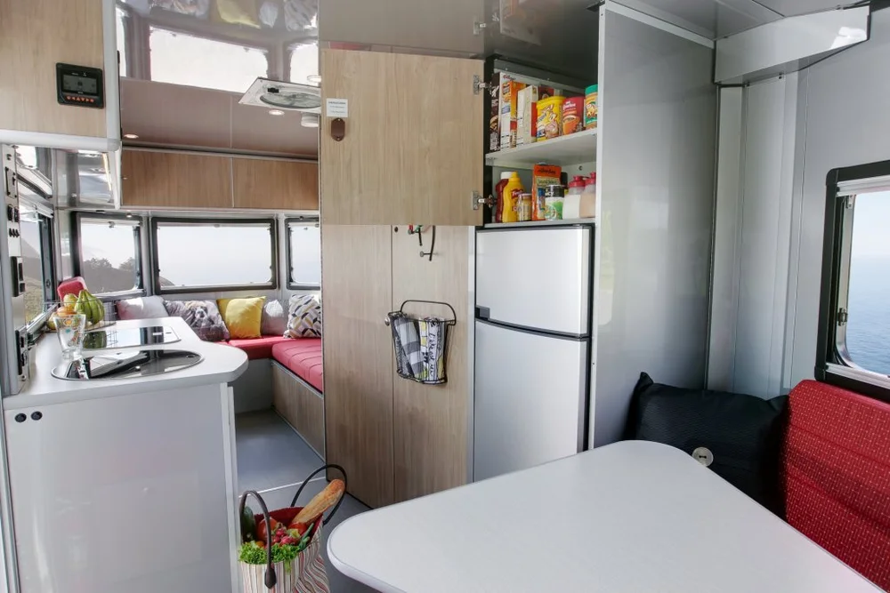 RV review: Safari Condo Alto A2124 - aerodynamic star