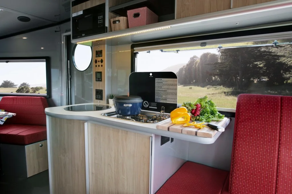 RV review: Safari Condo Alto A2124 - aerodynamic star