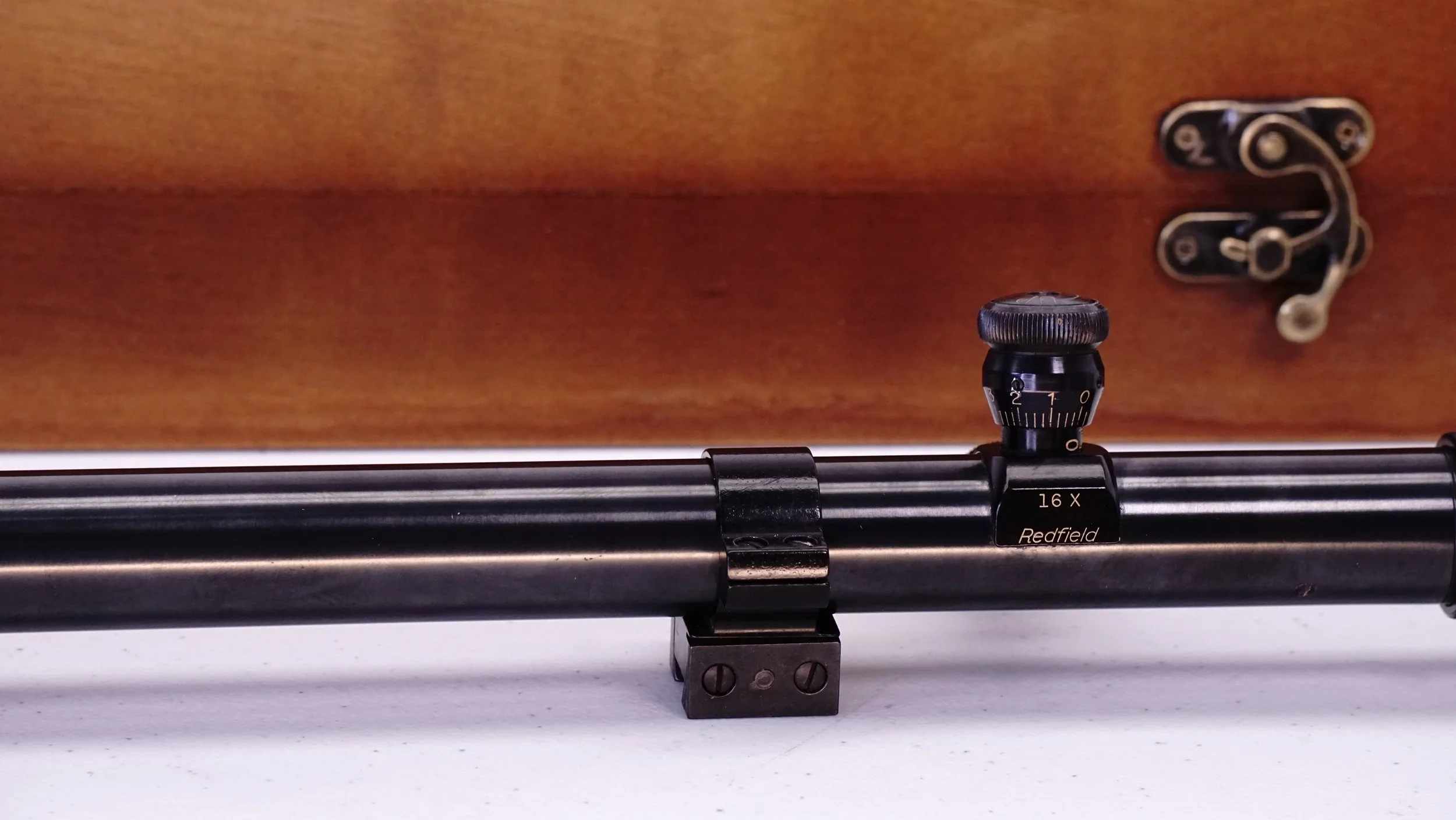 Vintage Gun Scopes — Redfield 3200 16x. Near Mint, Fine Crosshair.