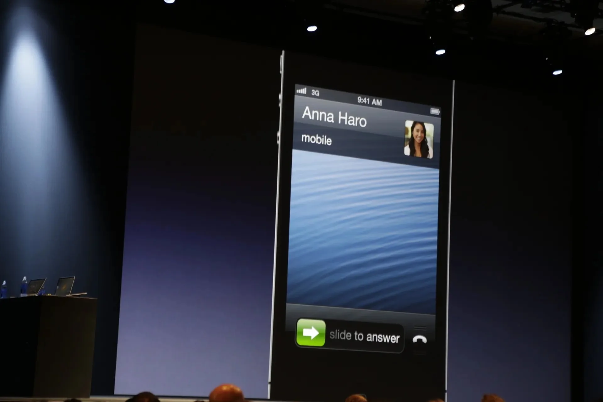 Why iPhone Has Two Ways To Answer Calls — Apple Explained