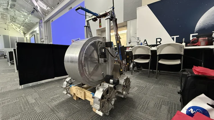 LUNABOTICS 2025 — AMF CSE