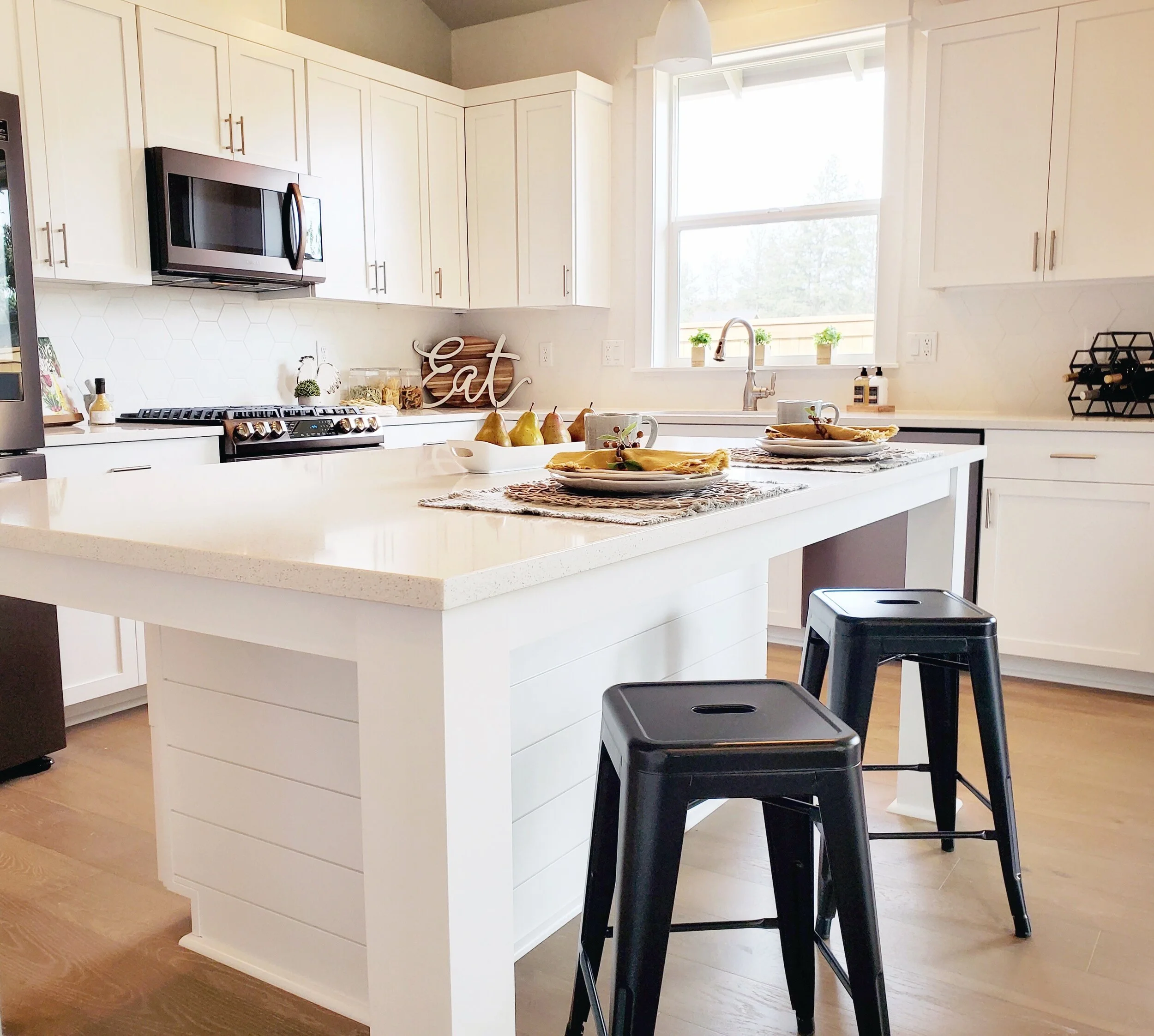 Saddlestone — Staging Spaces & Design - Bend, Oregon