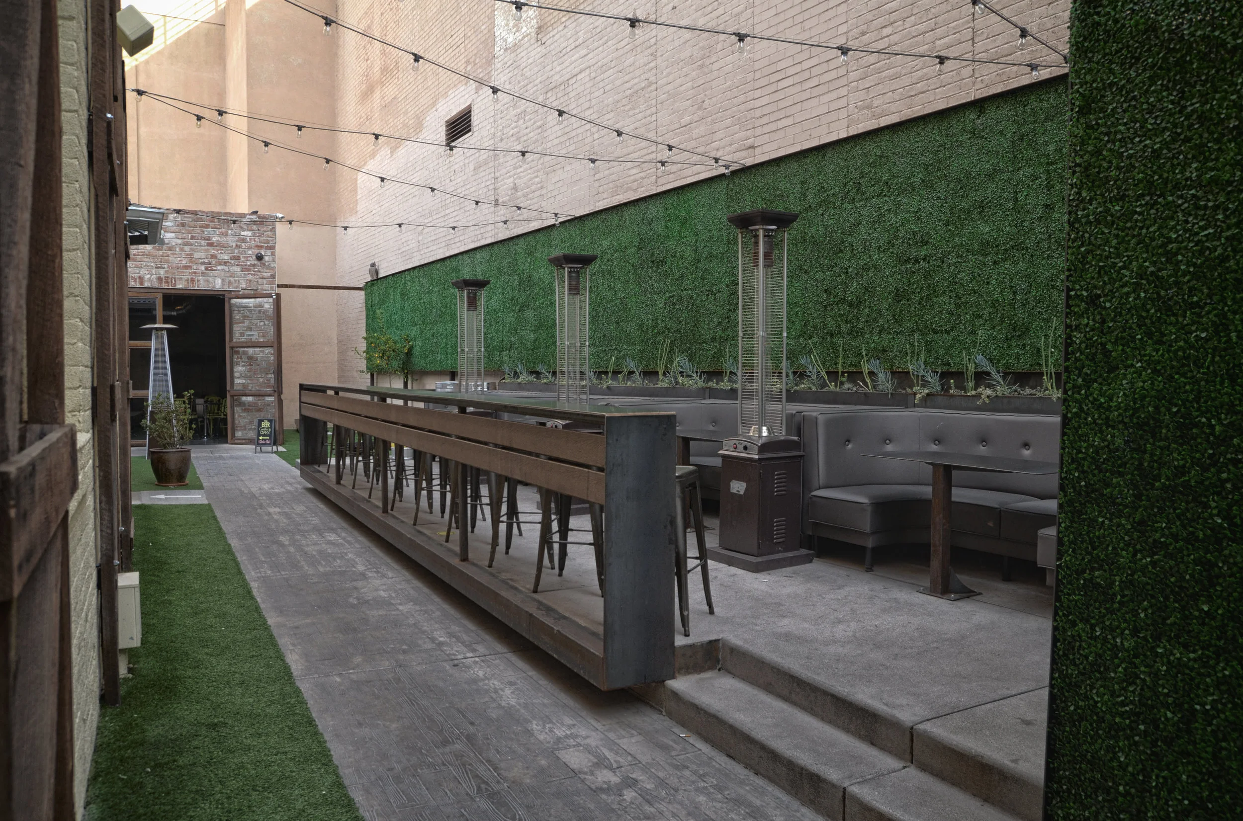 Reilly Craft Pizza & Drink