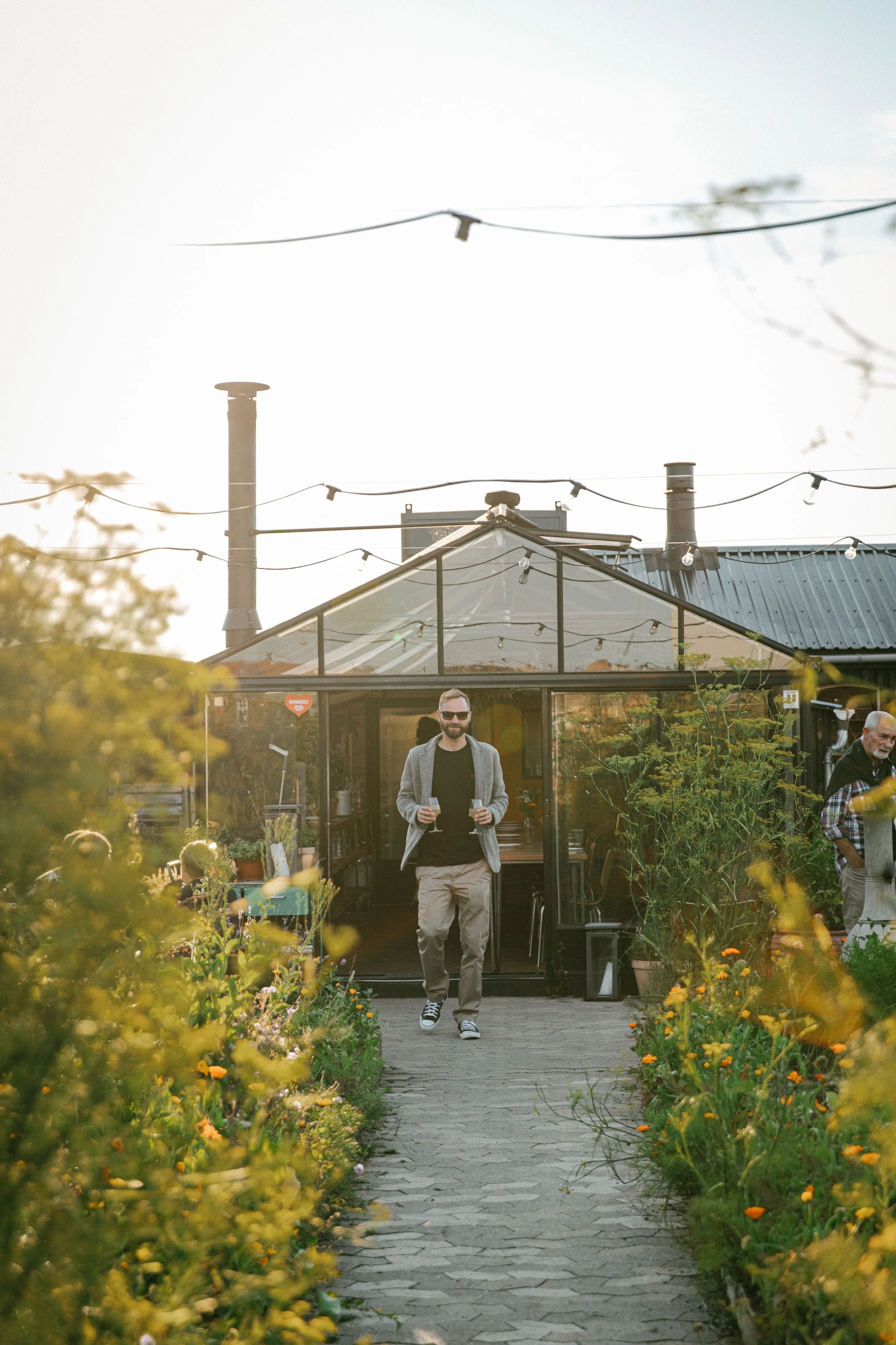 Come by for a drink at the urban rooftop farm — Gro Spiseri