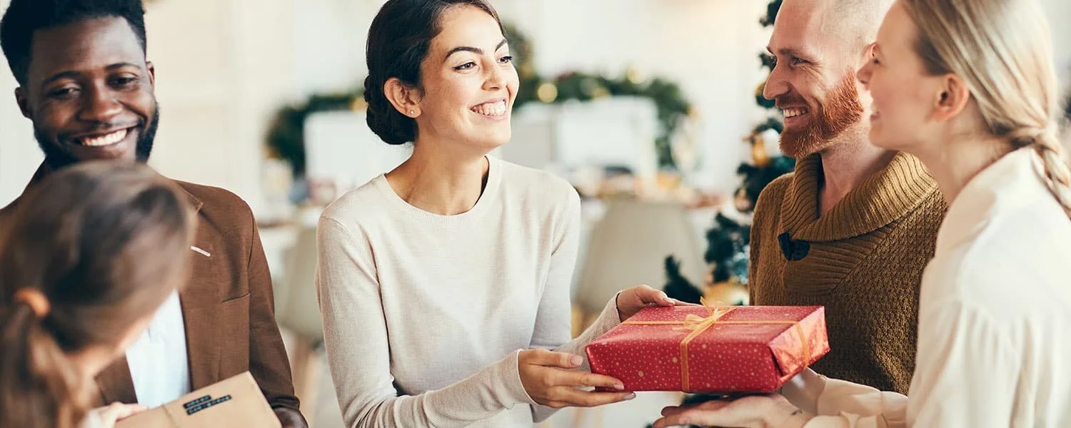 Holiday Day Gift Guide - Ideas For Everyone in Your Life