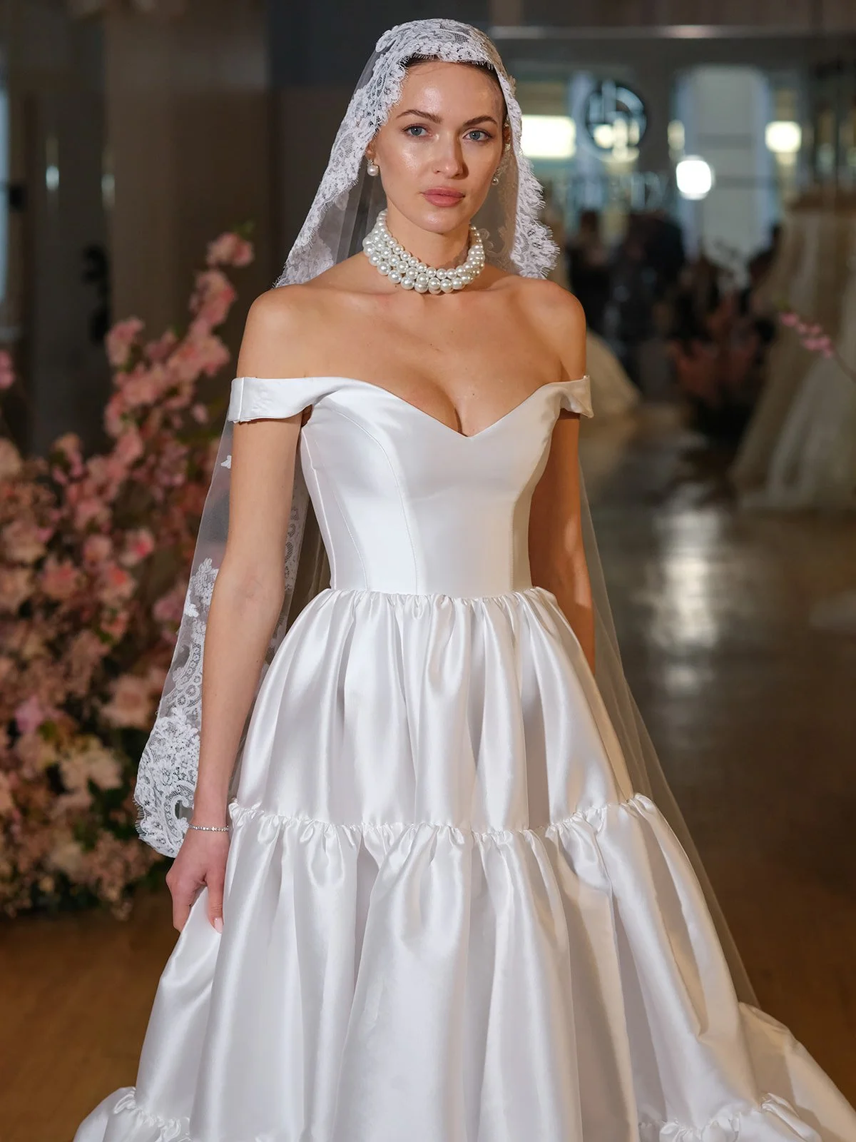 trunk shows — Ultimate Bride Ultimate Bride Chicago Bridal Salon