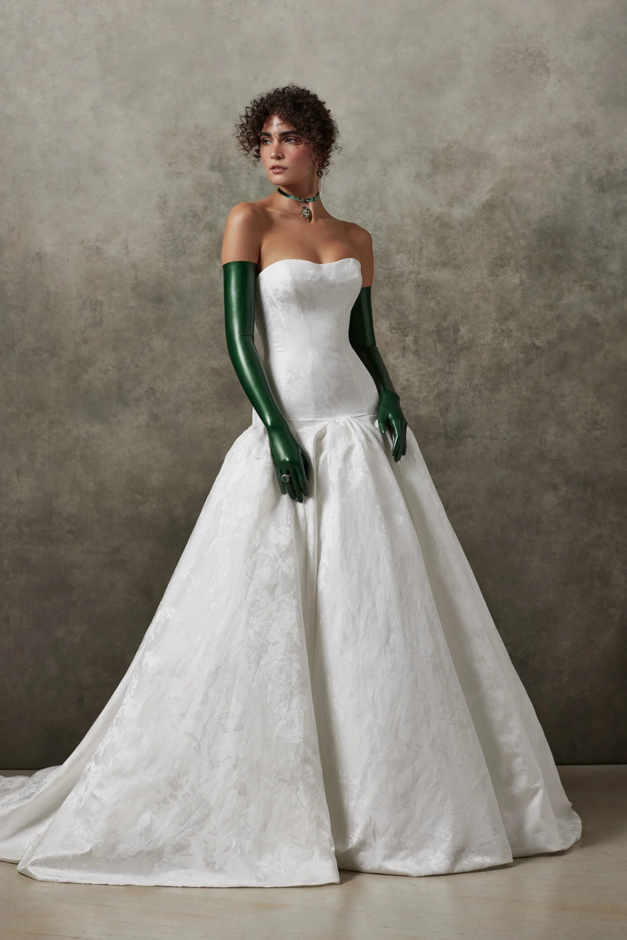 trunk shows — Ultimate Bride Ultimate Bride Chicago Bridal Salon