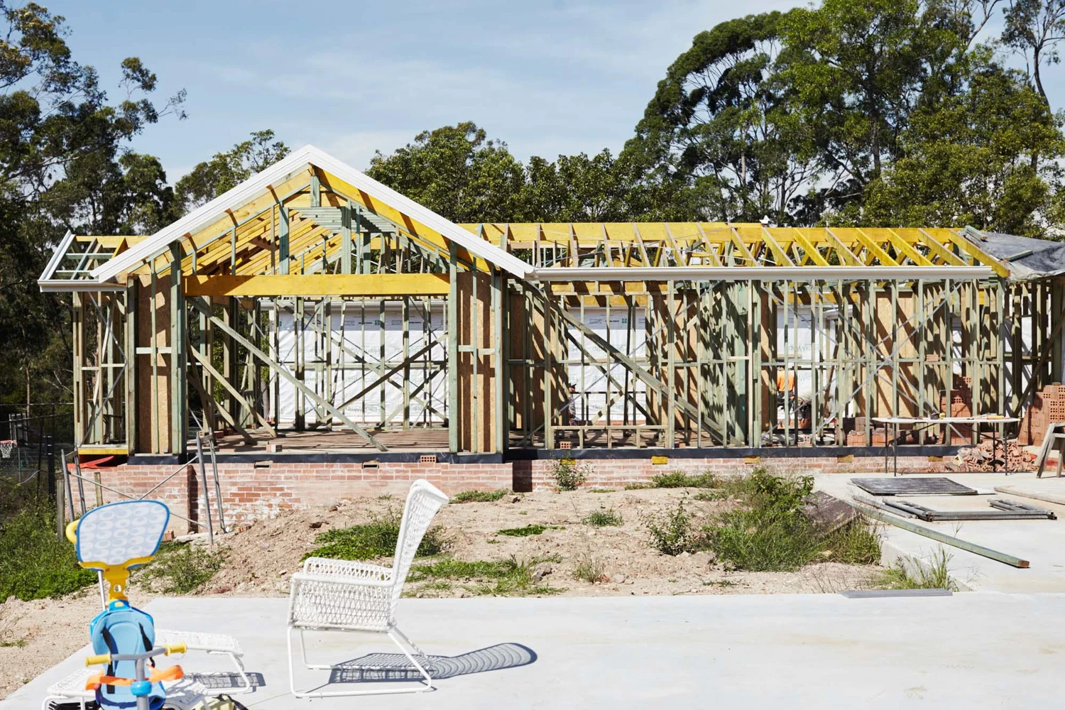 INSIDE BON'S RENO... BUILDING HER GROUND UP — THREE BIRDS RENOVATIONS