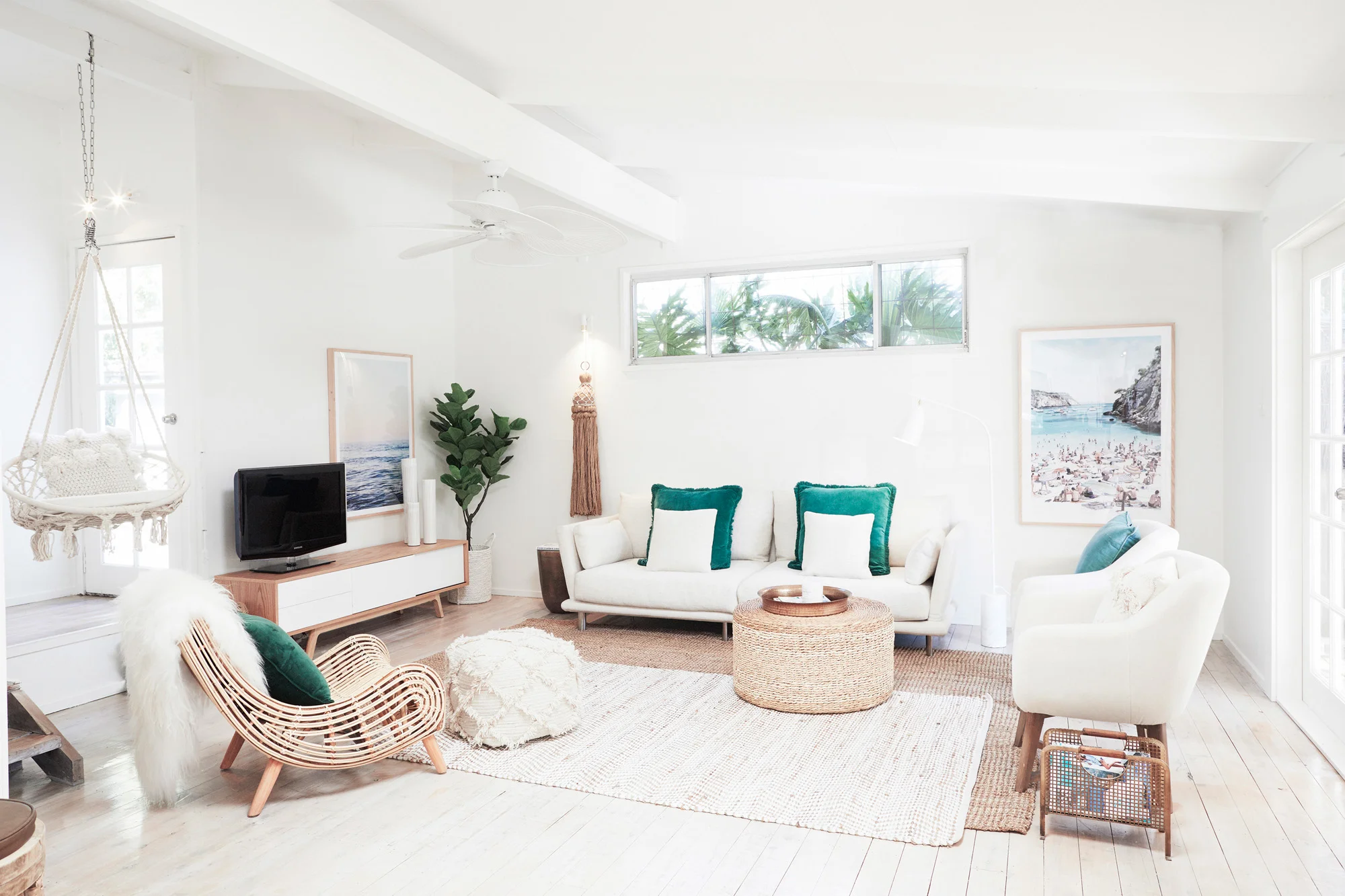 THE BEACH SHACK TOUR + 5 MINUTES WITH BON — THREE BIRDS RENOVATIONS