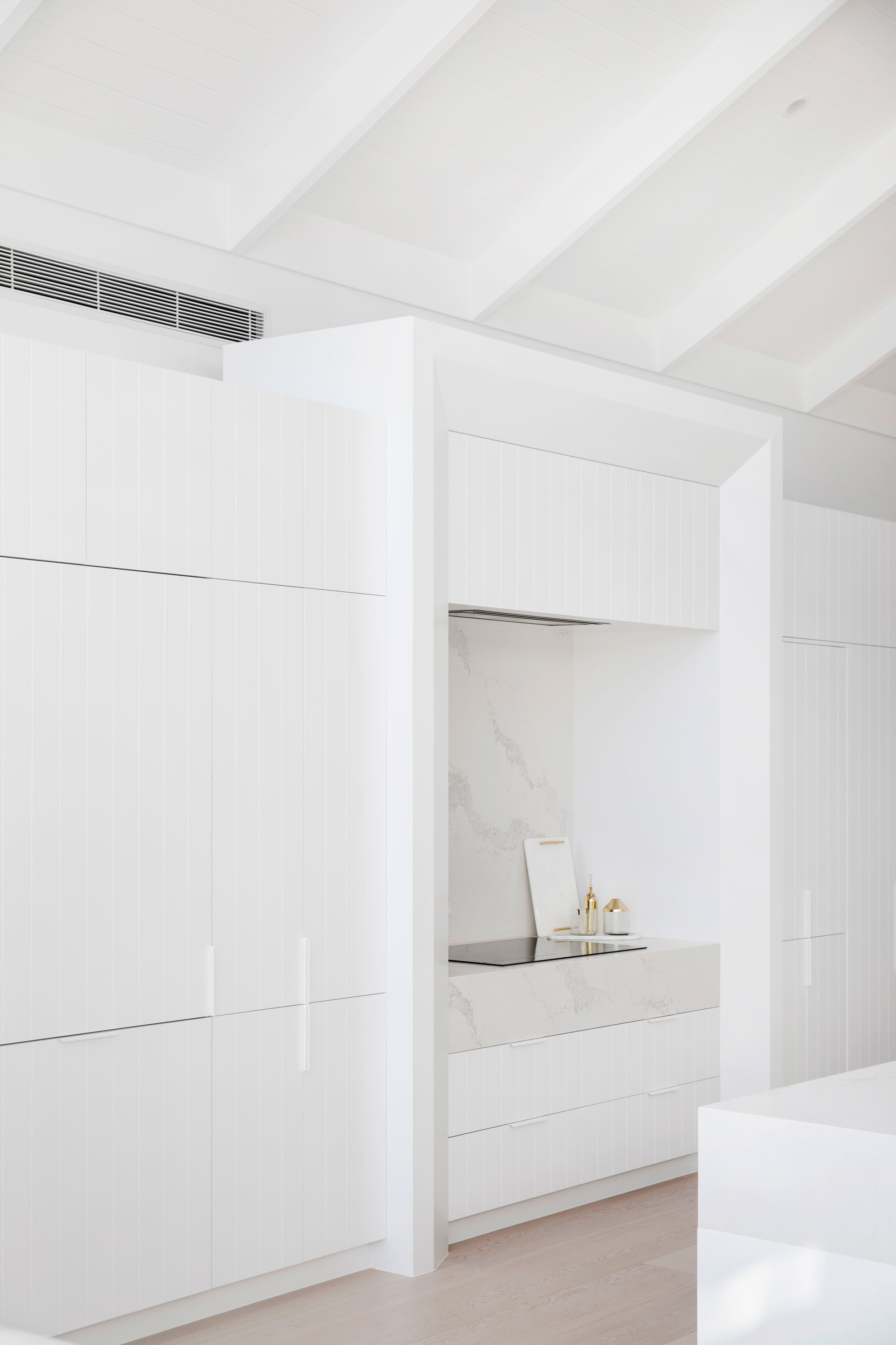 5 DETAILS THAT MAKE BONNIE'S KITCHEN SING — THREE BIRDS RENOVATIONS