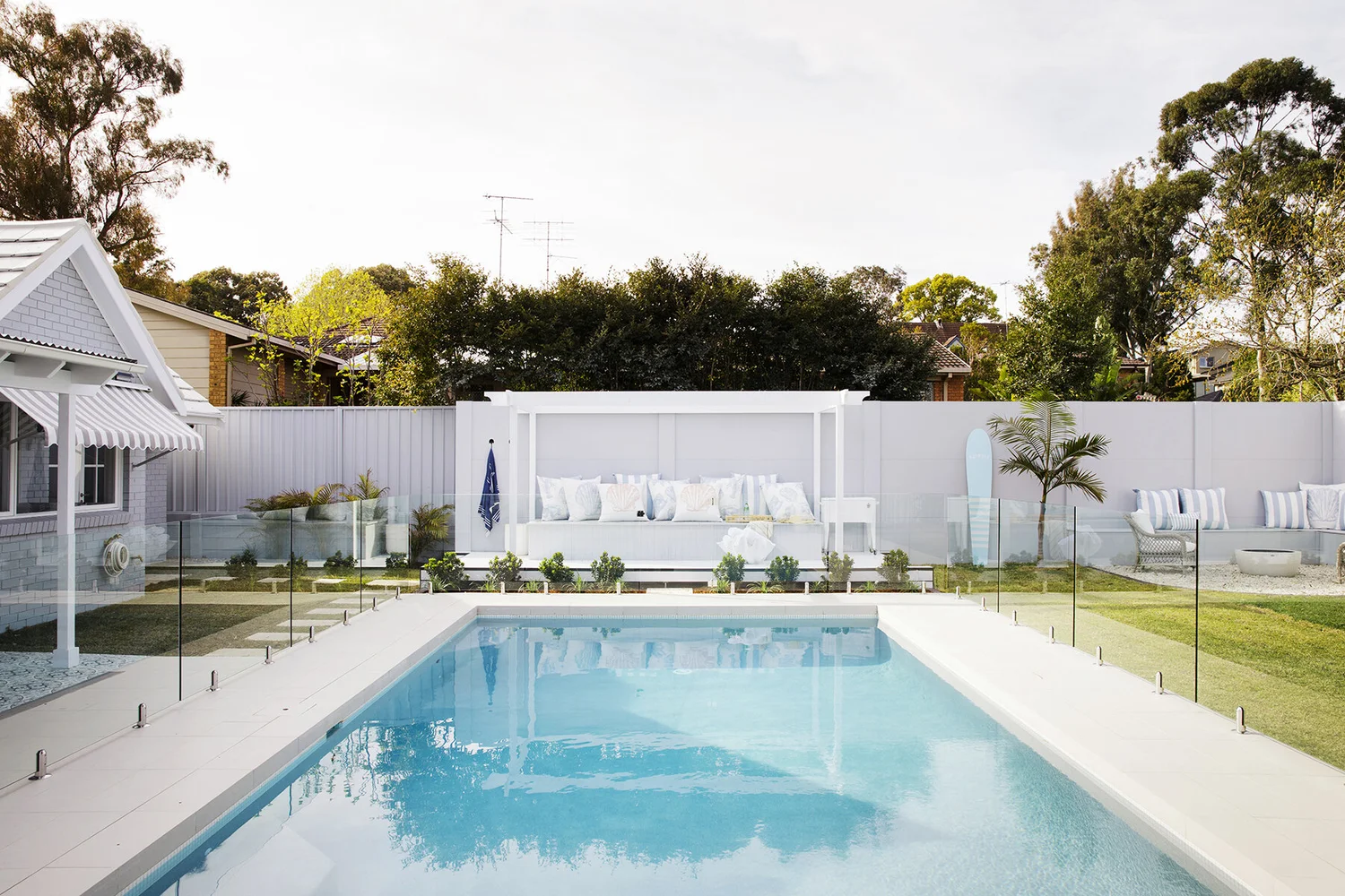 GET THE LOOK POOL — THREE BIRDS RENOVATIONS