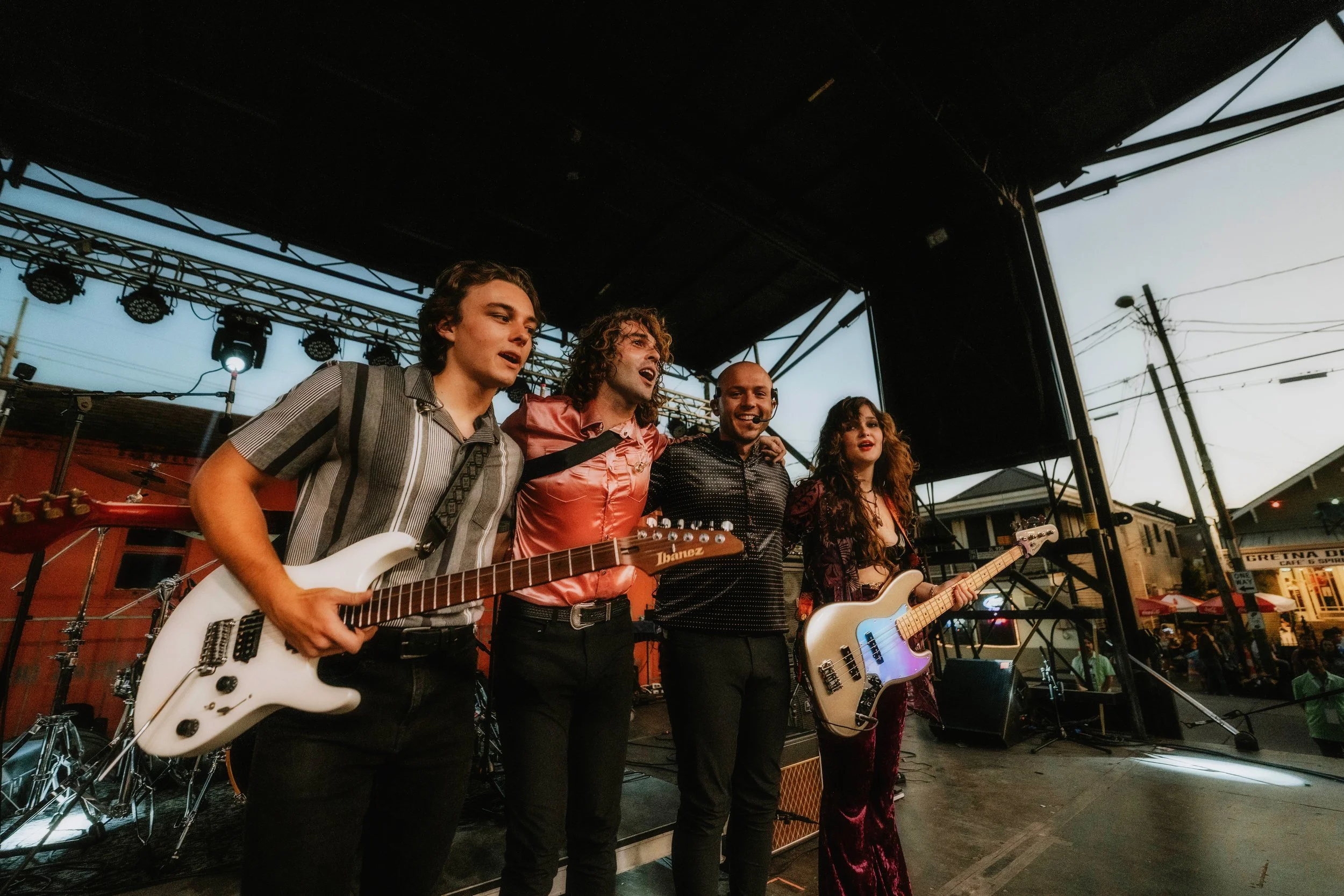 BIO — LVVRS Official Site