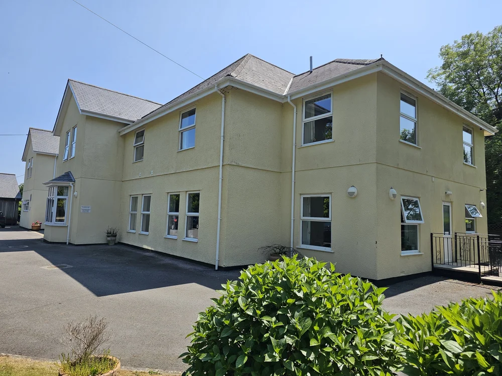 Willow House — CENTRUM CARE HOMES