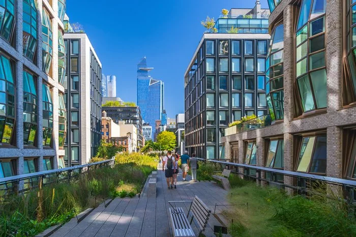 The Story Behind The High Line, New York City’s “Park in the Sky ...