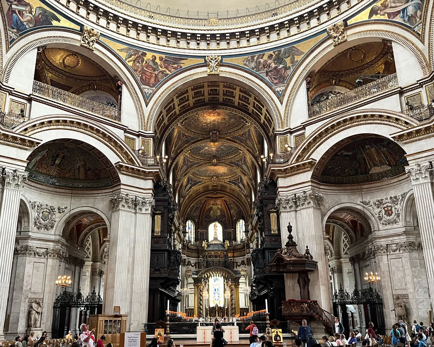 The Story Behind the Architecture and Construction of St. Paul's ...