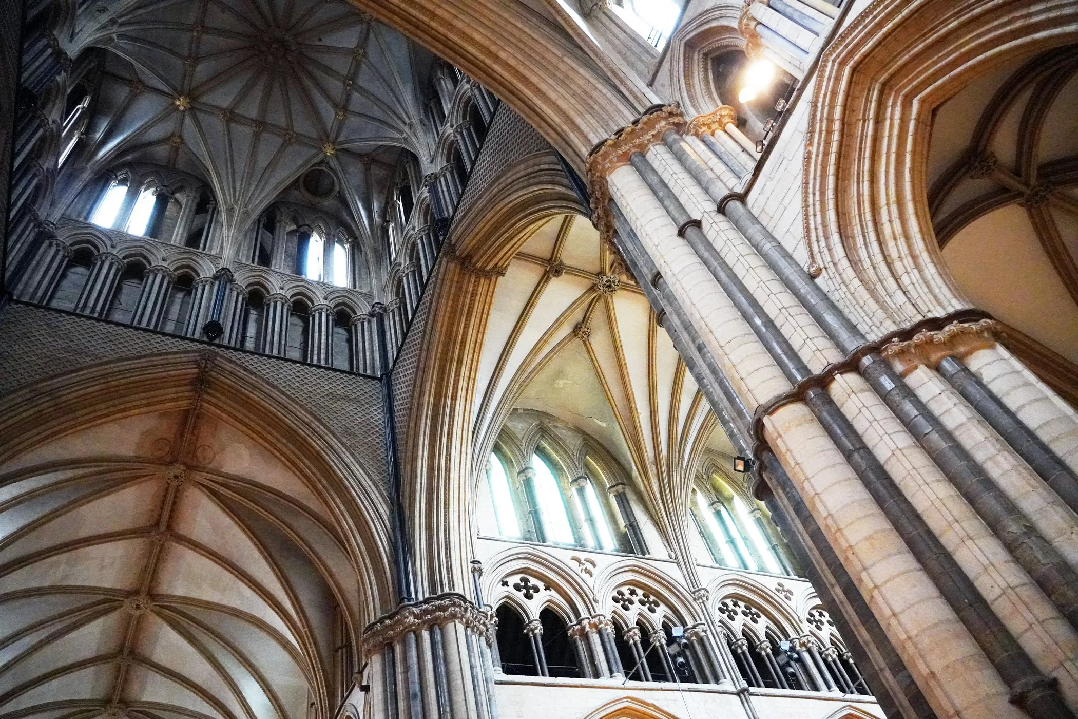 Interview with Jonathan Foyle on the Architecture & History of Lincoln ...