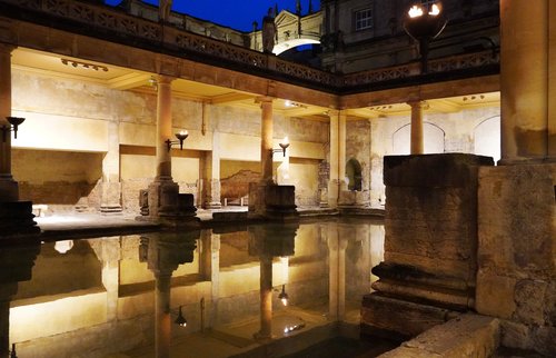 The Story Behind the Architecture and Construction of the Roman Baths ...