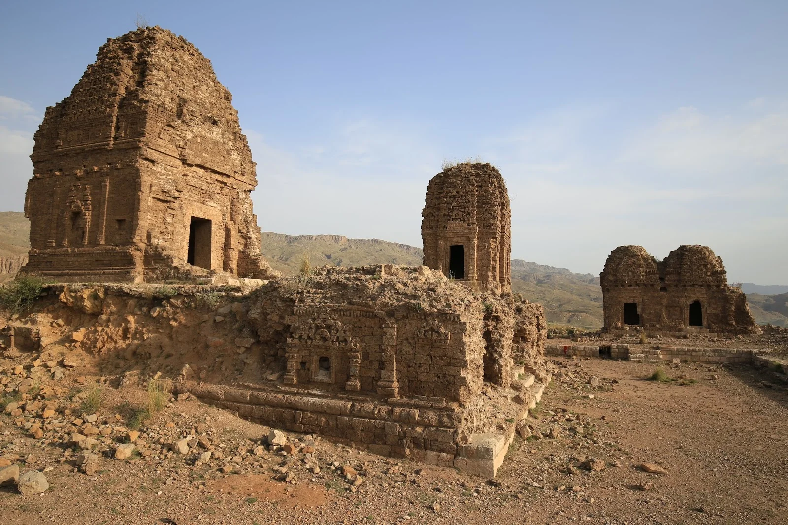 The Temples of the Indus : Kafirkot