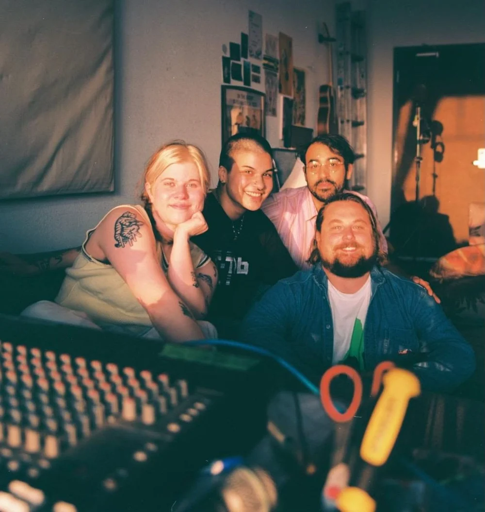 GUPPY – Something is Happening… | Album "Review" — Swim Into The Sound