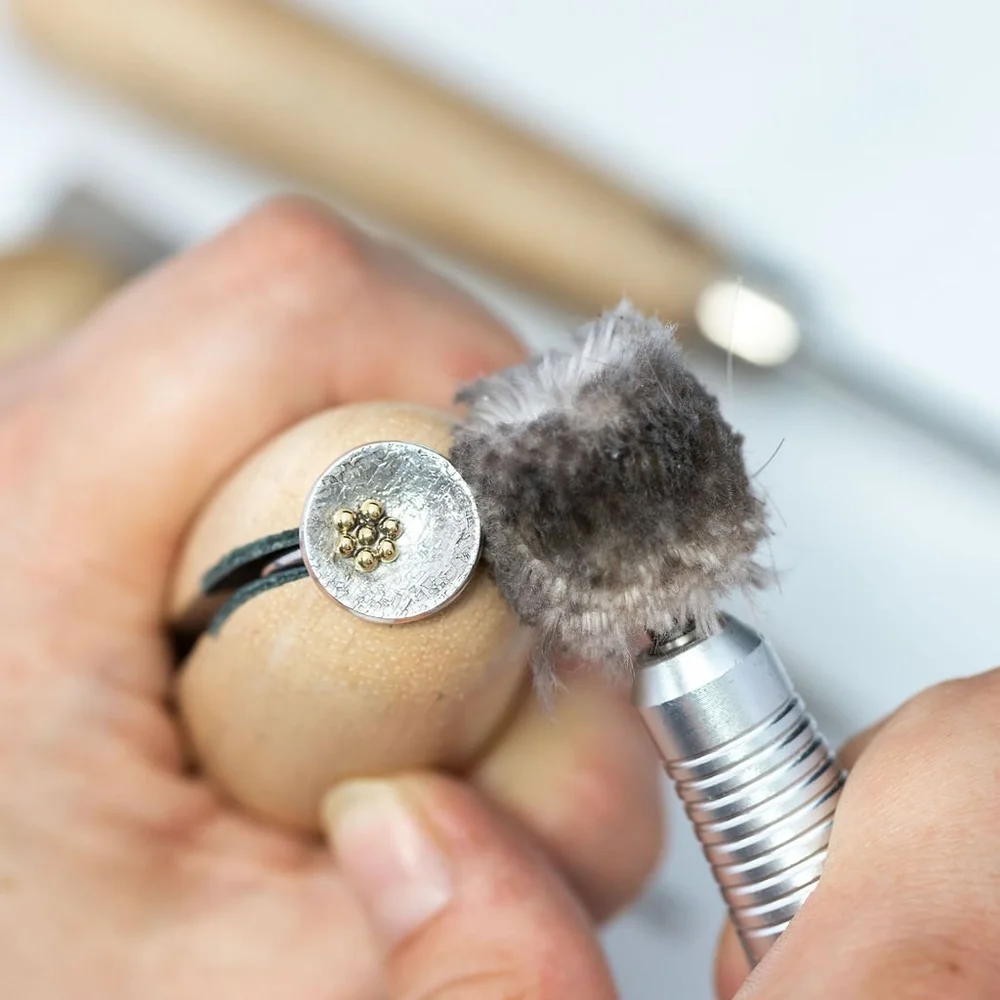 BENCHTIPS: Polishing tips with the Gold Polishing Guru - Stephen ...