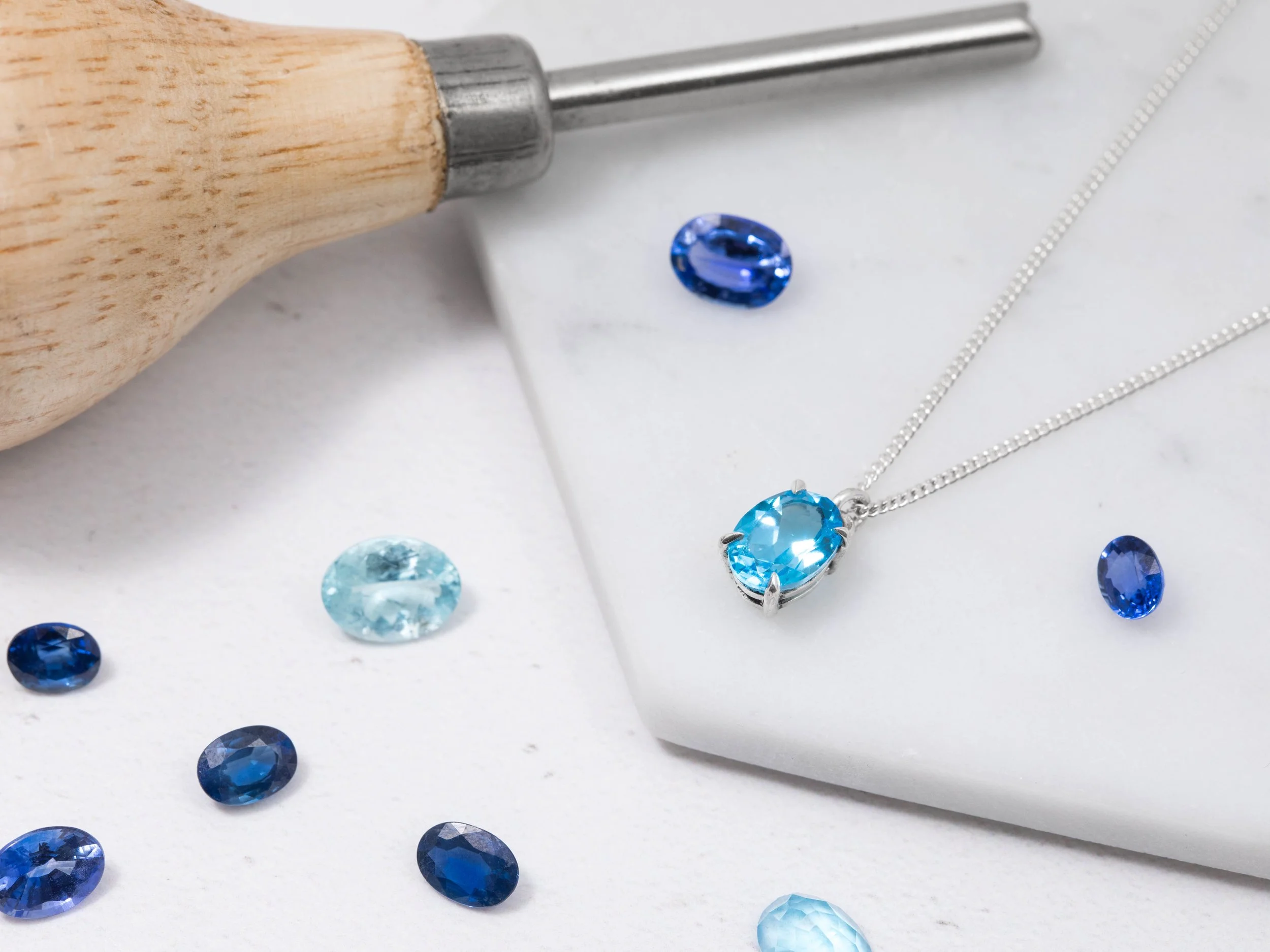 Double Gallery Claw Setting — Jewellers Academy