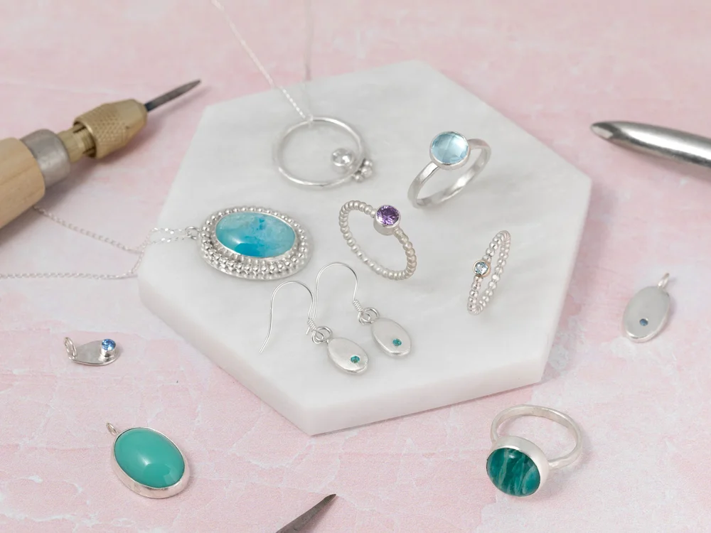 Stone Setting in Silver — Jewellers Academy