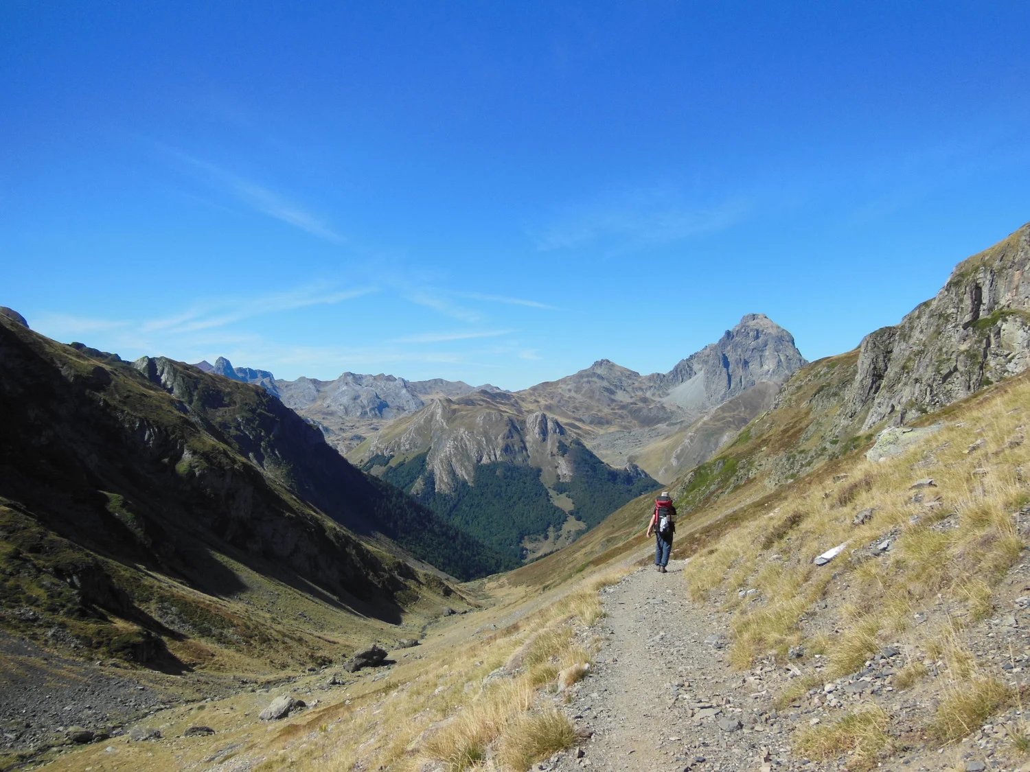 Pyrenees High Route Hiking Guide [2023 UPDATE] — Ultimate Gear Lists