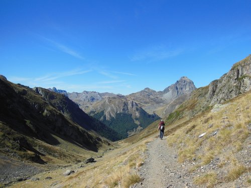 Pyrenees High Route Hiking Guide [2023 UPDATE] — Ultimate Gear Lists