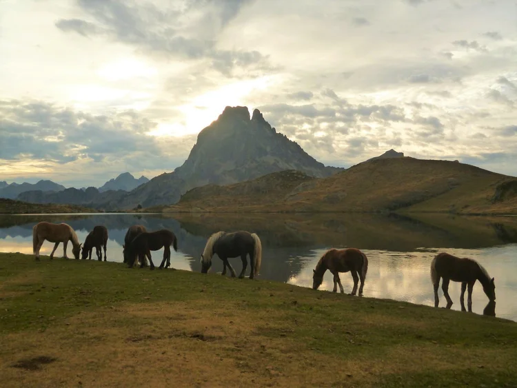 Pyrenees High Route Hiking Guide [2023 UPDATE] — Ultimate Gear Lists