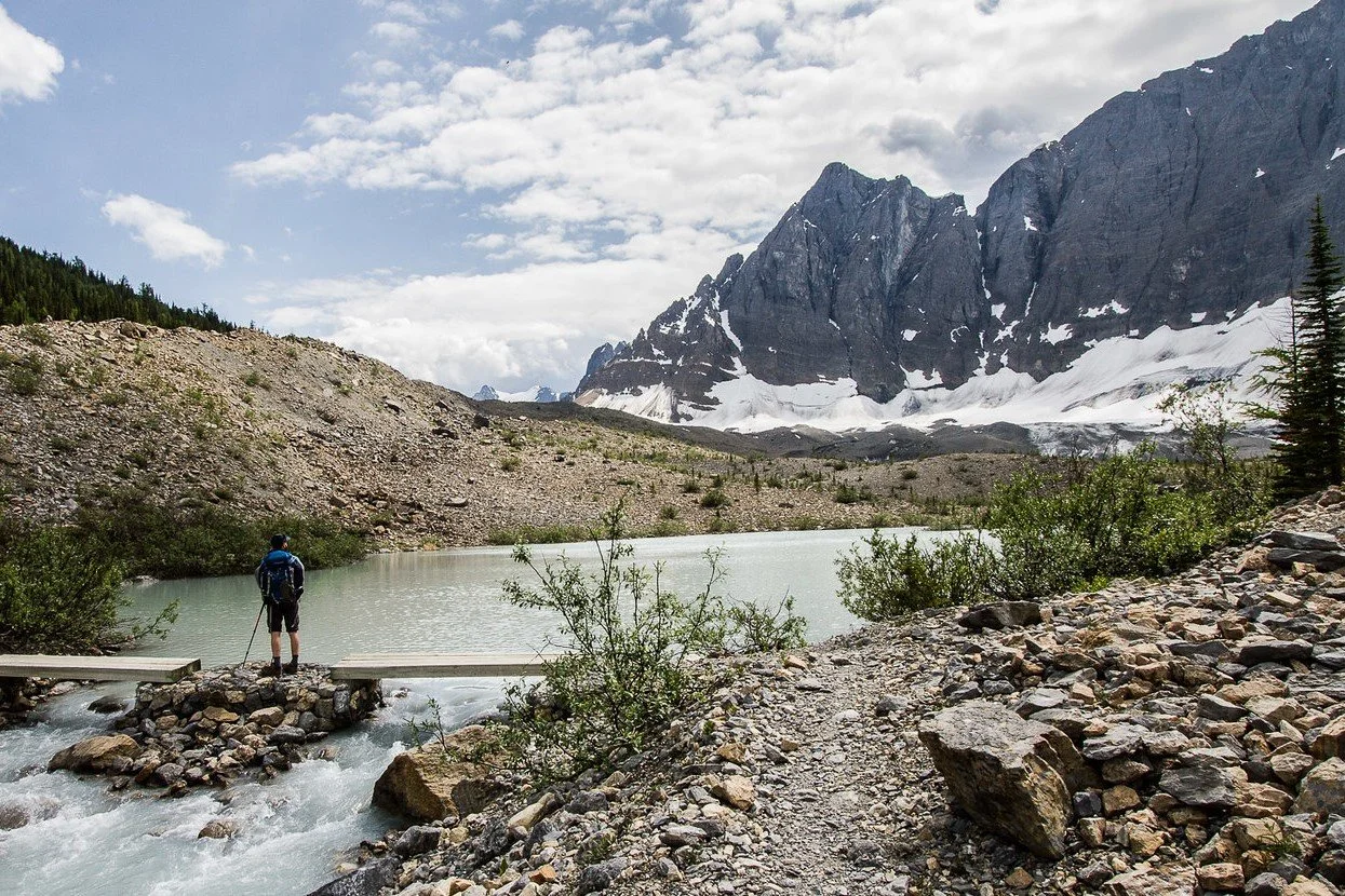 Ultimate Guide To Carrying Water While Backpacking — Ultimate Gear Lists