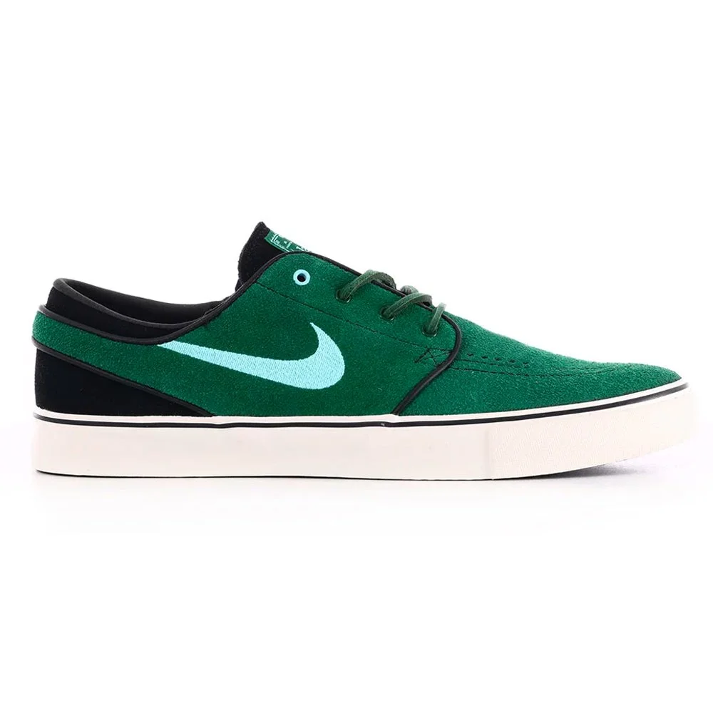 Best Skateboarding Shoes [2024 UPDATE] — Ultimate Gear Lists