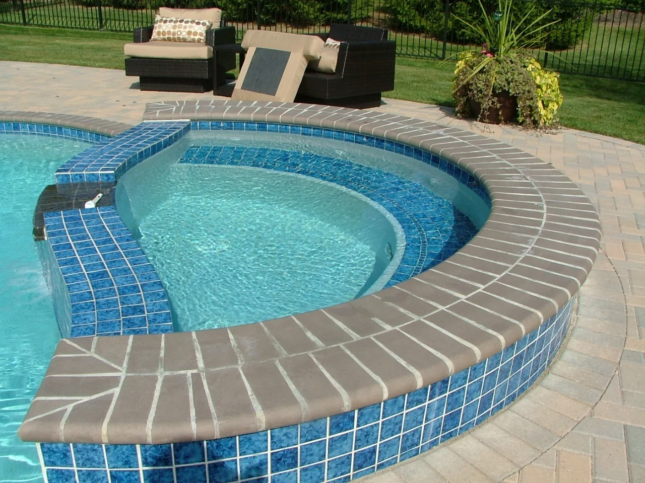 Gunite Pools — Jamaican Pool & Spa