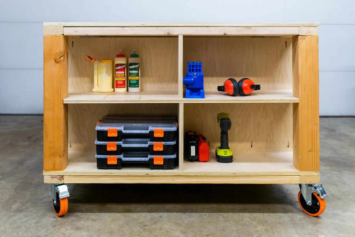 DIY Mobile Workbench Plans - Build Your Workshop Essential - Maker Gray ...