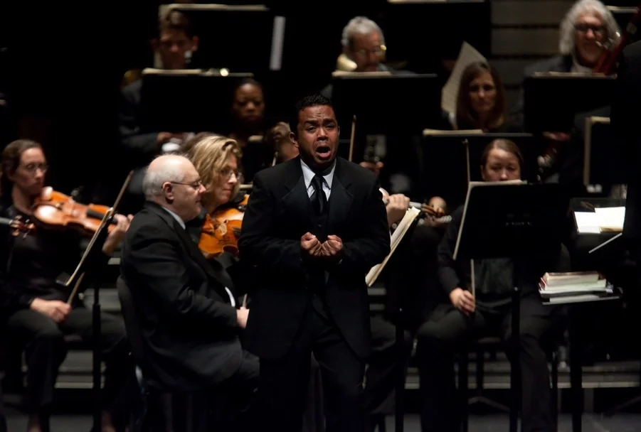 Music — Martin Bakari, Tenor