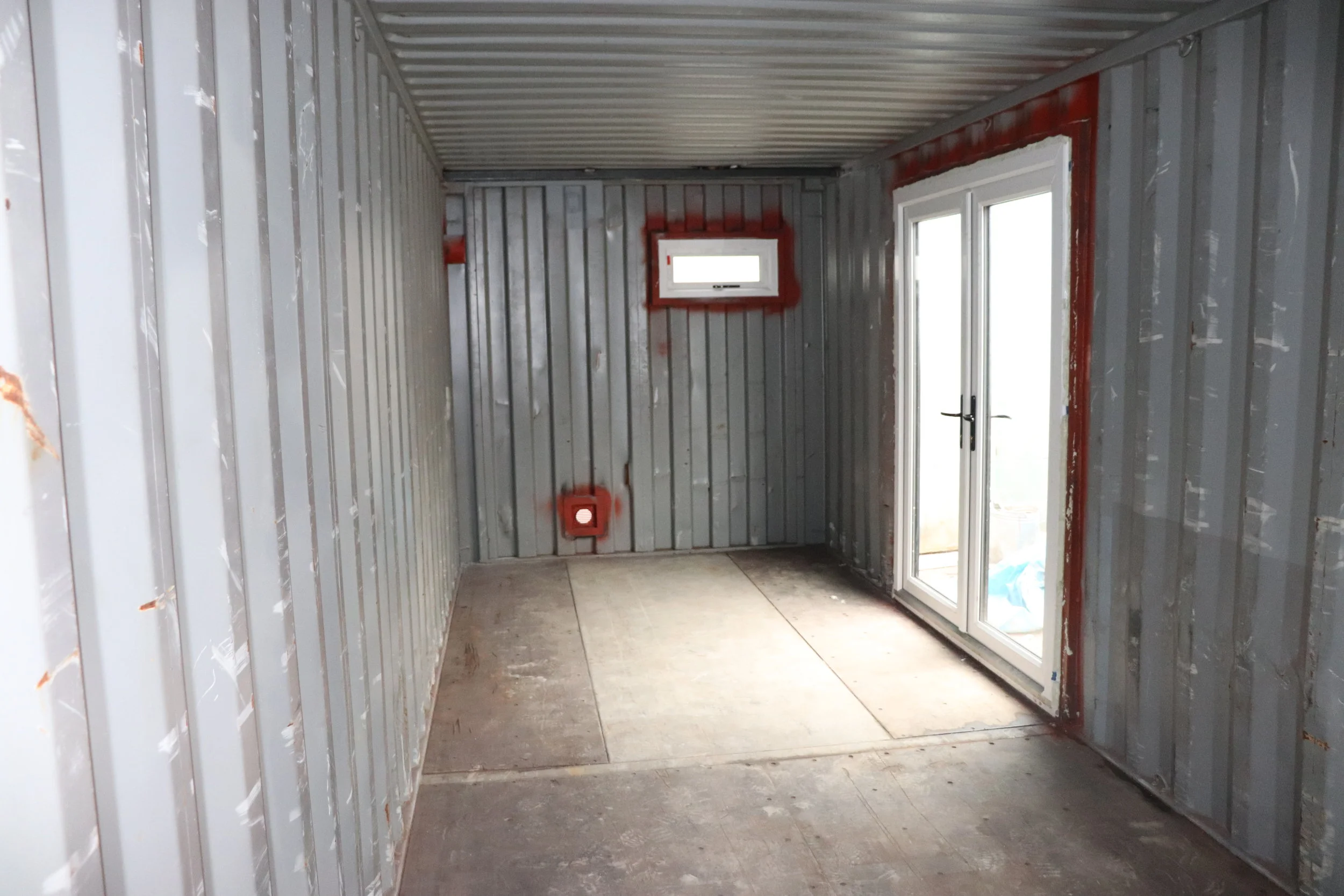 24'X8' BESPOKE CONTAINER CONVERSION- GARDEN ROOM - CLAD IT YOURSELF — I ...