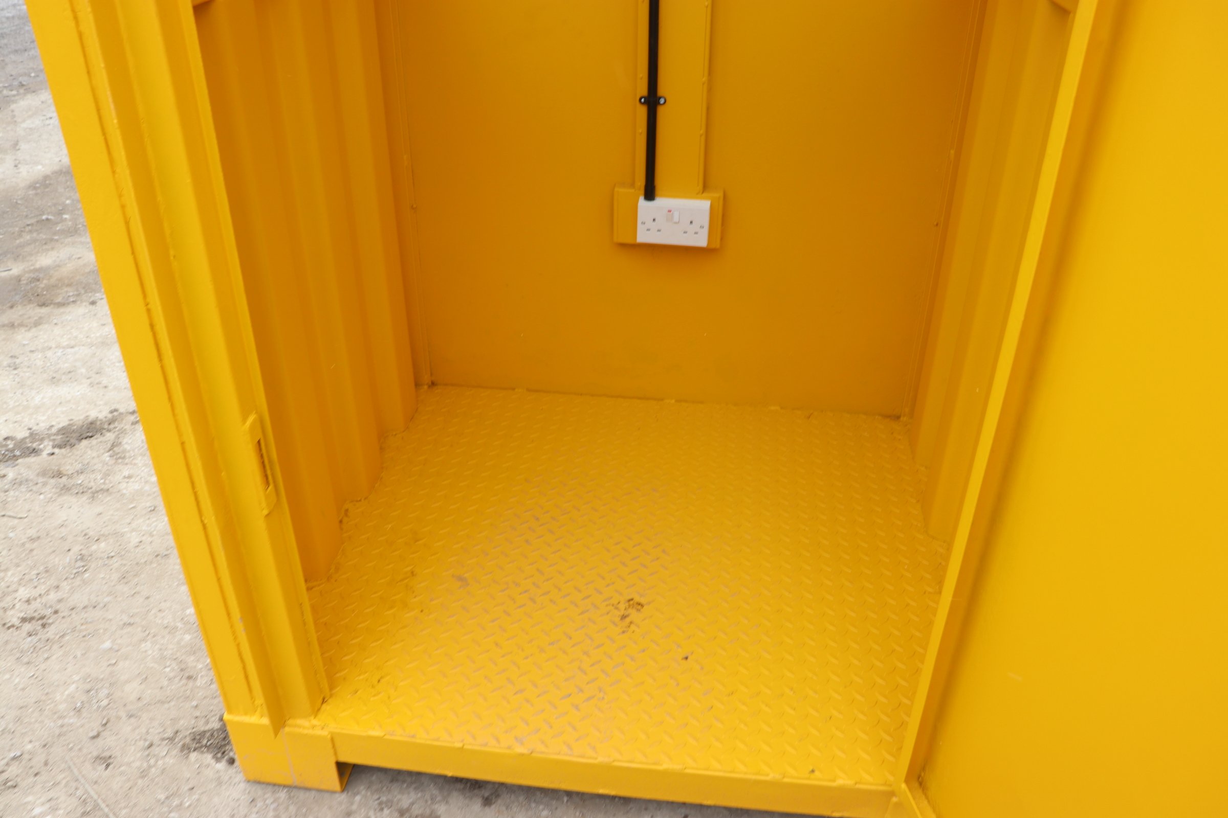 4' Security Hut Kiosk Cabin — I T Williams Company Limited