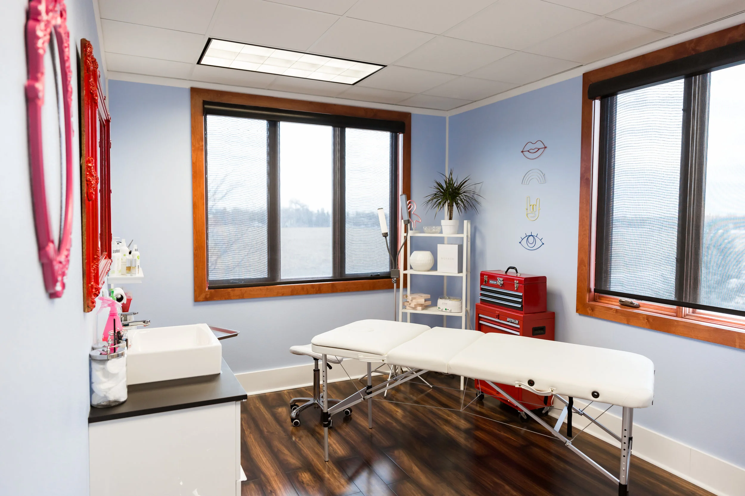 ON | POINT PERMANENT