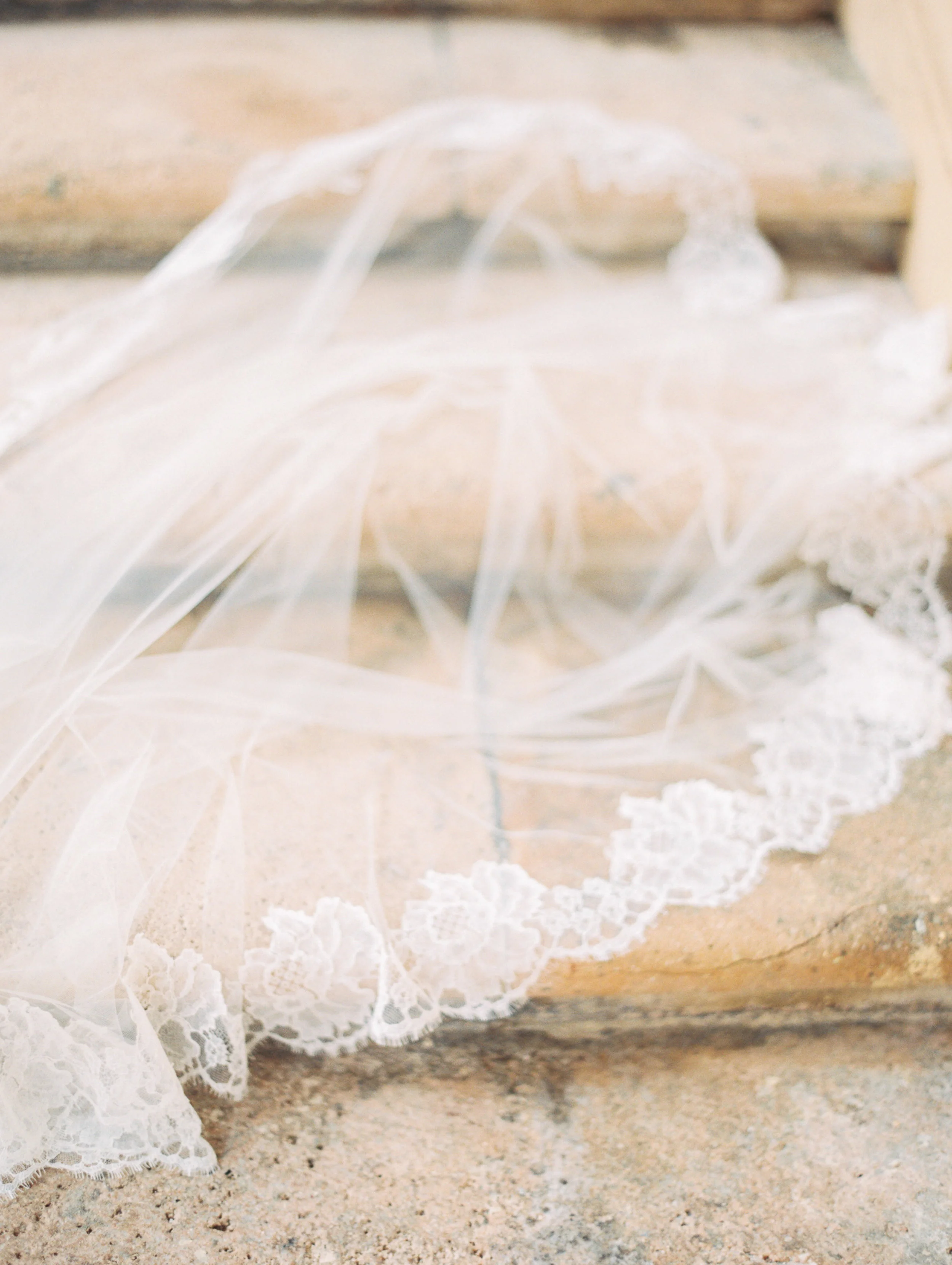 Michelle March - Luxury Wedding Photography and Cinematography