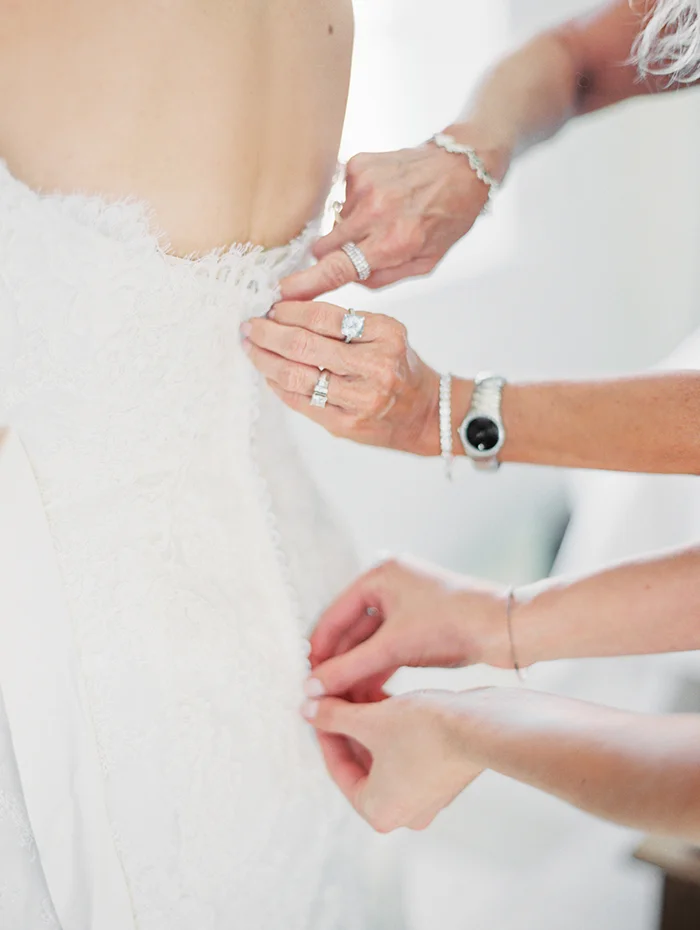 Michelle March - Luxury Wedding Photography and Cinematography