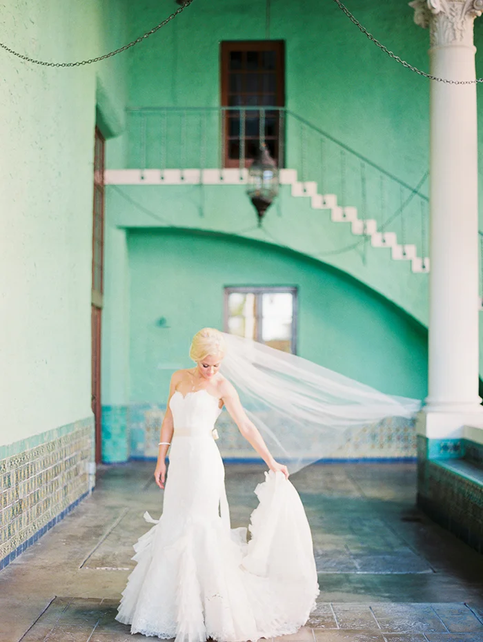Michelle March - Luxury Wedding Photography and Cinematography